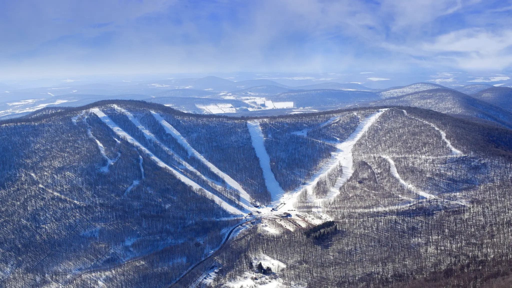 Plattekill Day Trip: Catskills Skiing at a Family-Run Mountain
