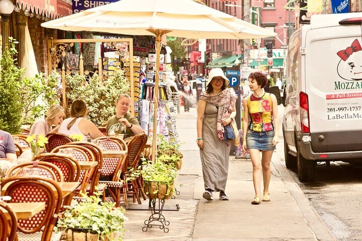 Custom Private New York City Walking Tour with a Local Guide