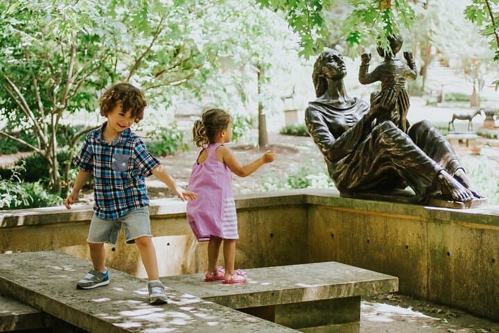 UMLAUF Sculpture Garden & Museum: Outdoor Art Walk Next to Zilker Park