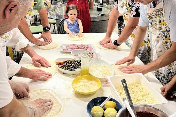 Pizza Making Class in Sorrento Lemon Grove: Hands-On Neapolitan Pizza ...